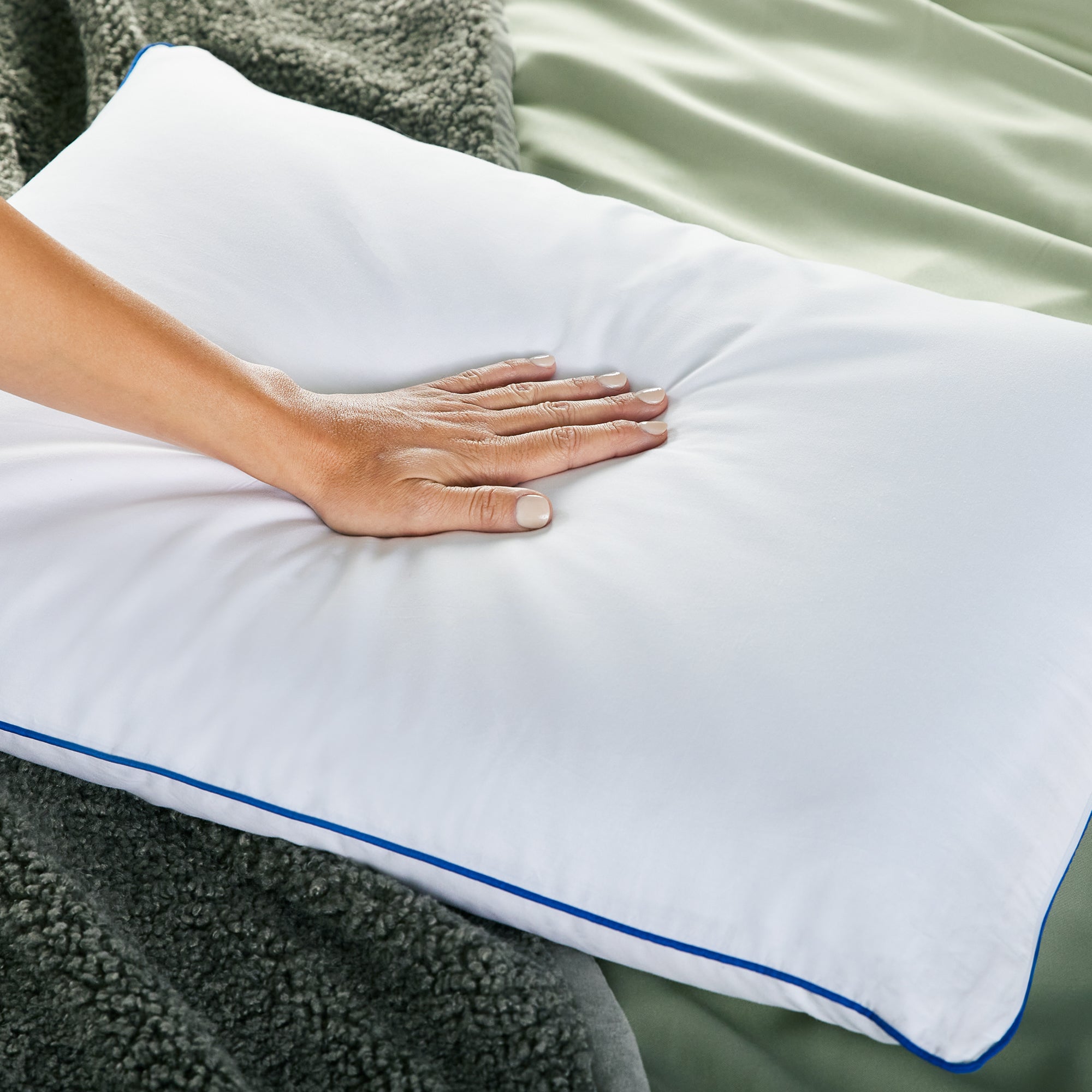 2-in-1 Ventilated Memory Foam Pillow – SleepInnovations